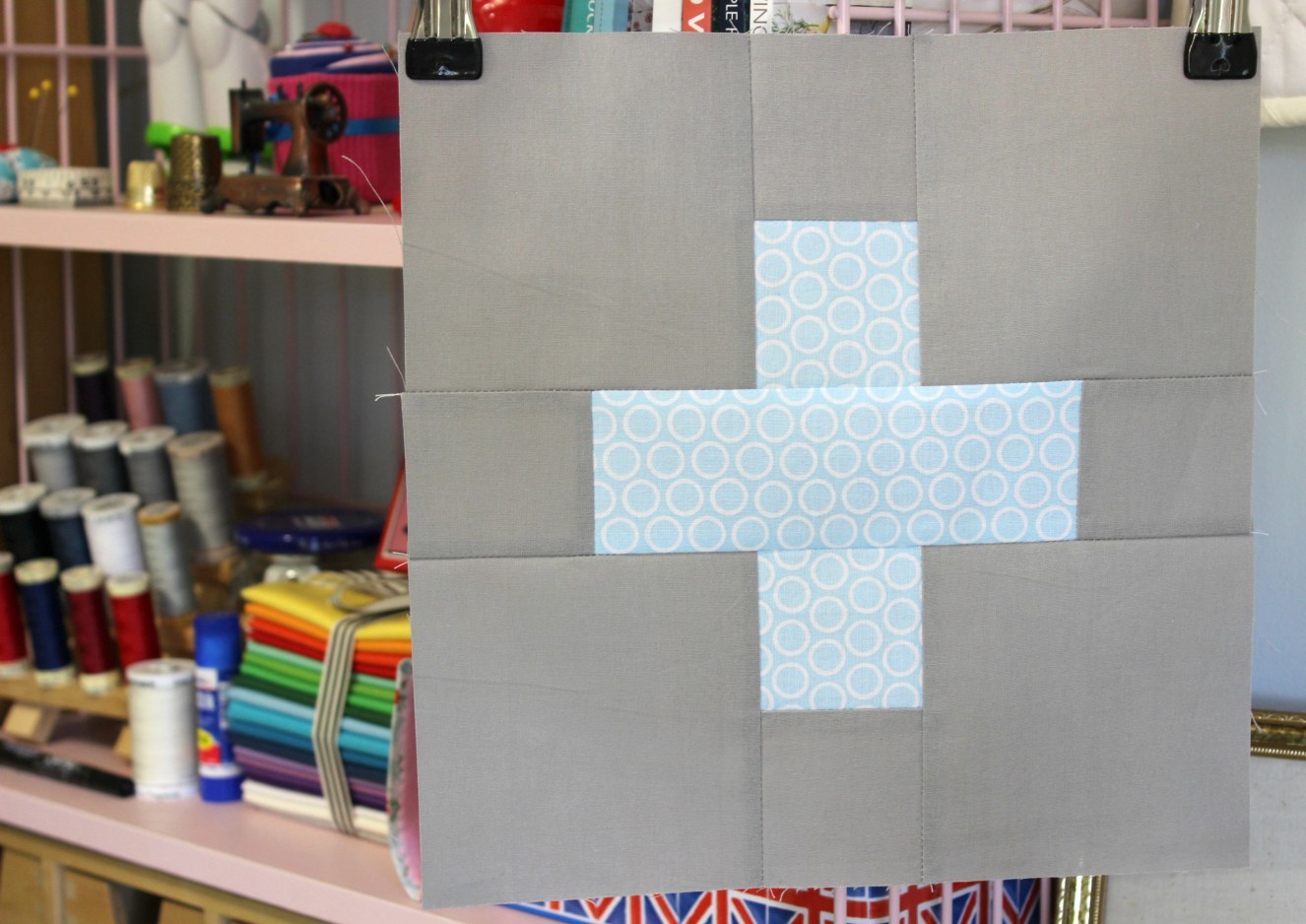 May 6th: Simple Cross Block Tutorial – 3and3quarters